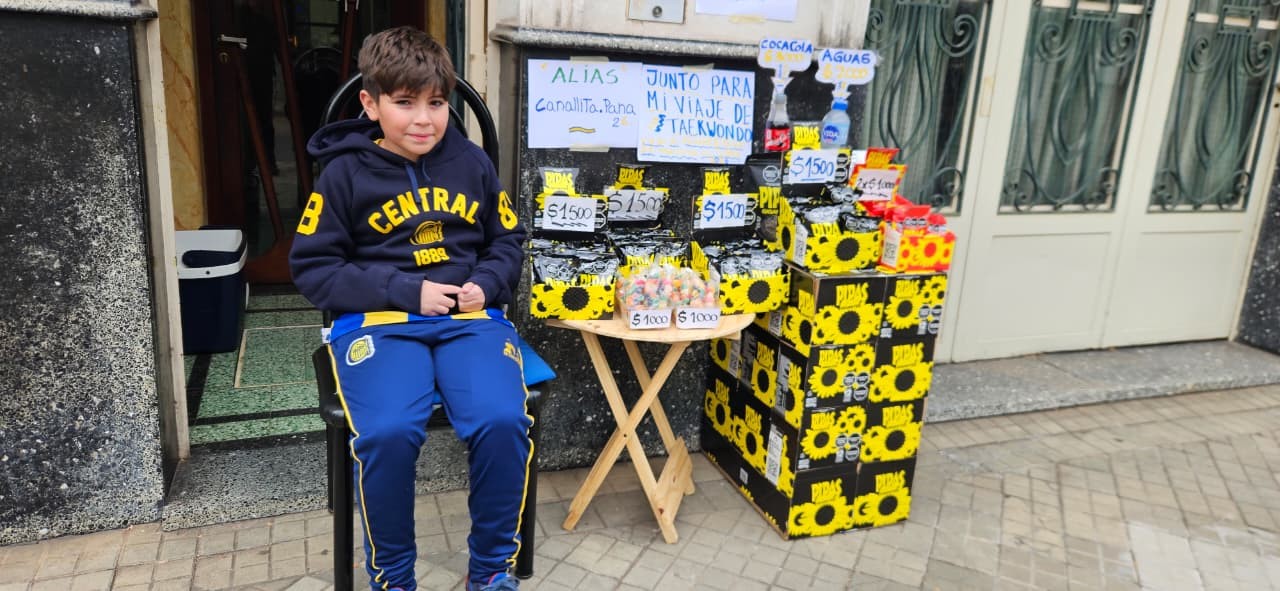 Un gigante de 11 años: vende golosinas para viajar al panamericano de ...